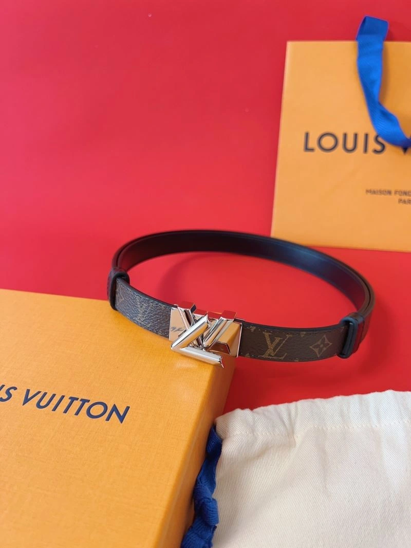 Low-cost Louis Vuitton Belts