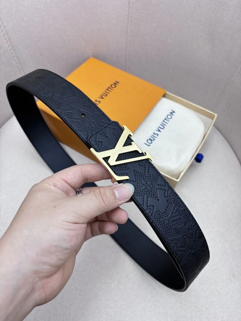 Top mirror Louis Vuitton Belts