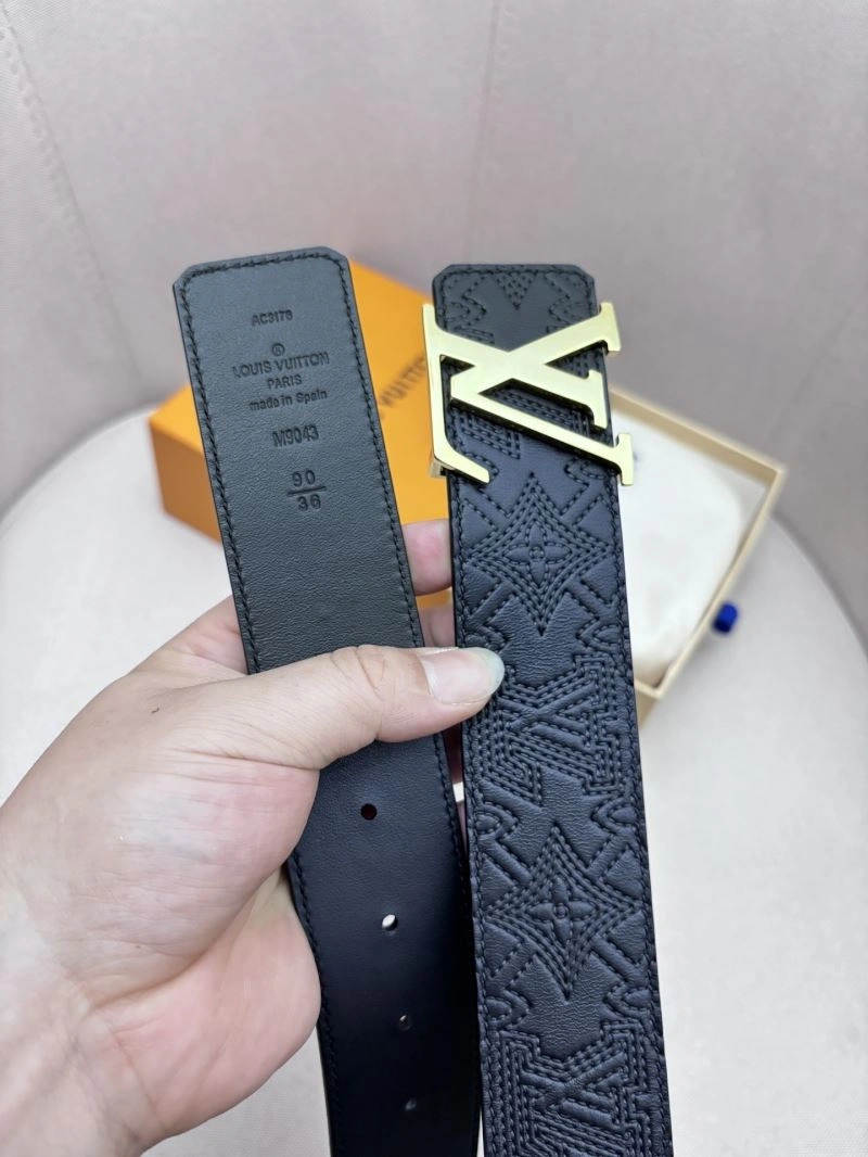 Top mirror Louis Vuitton Belts