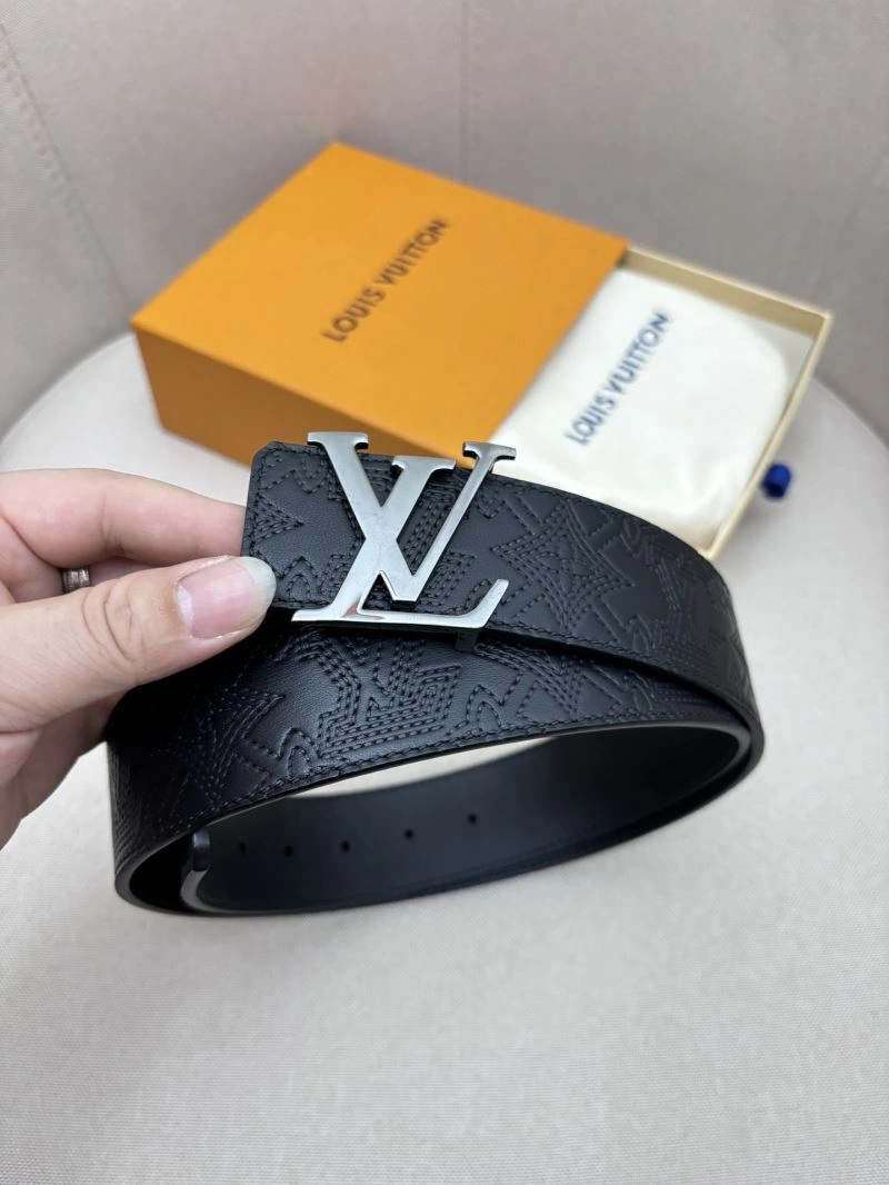 Low-cost Louis Vuitton Belts