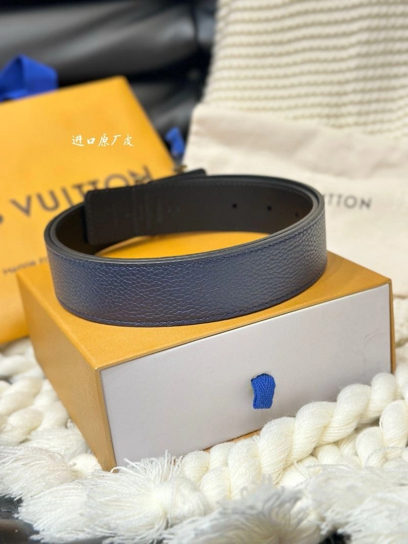 Top mirror Louis Vuitton Belts