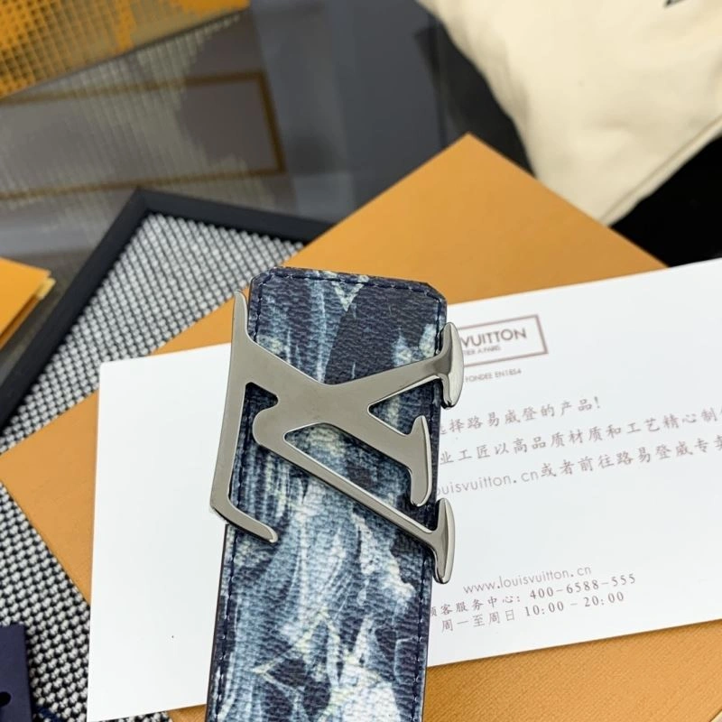 Low-cost Louis Vuitton Belts