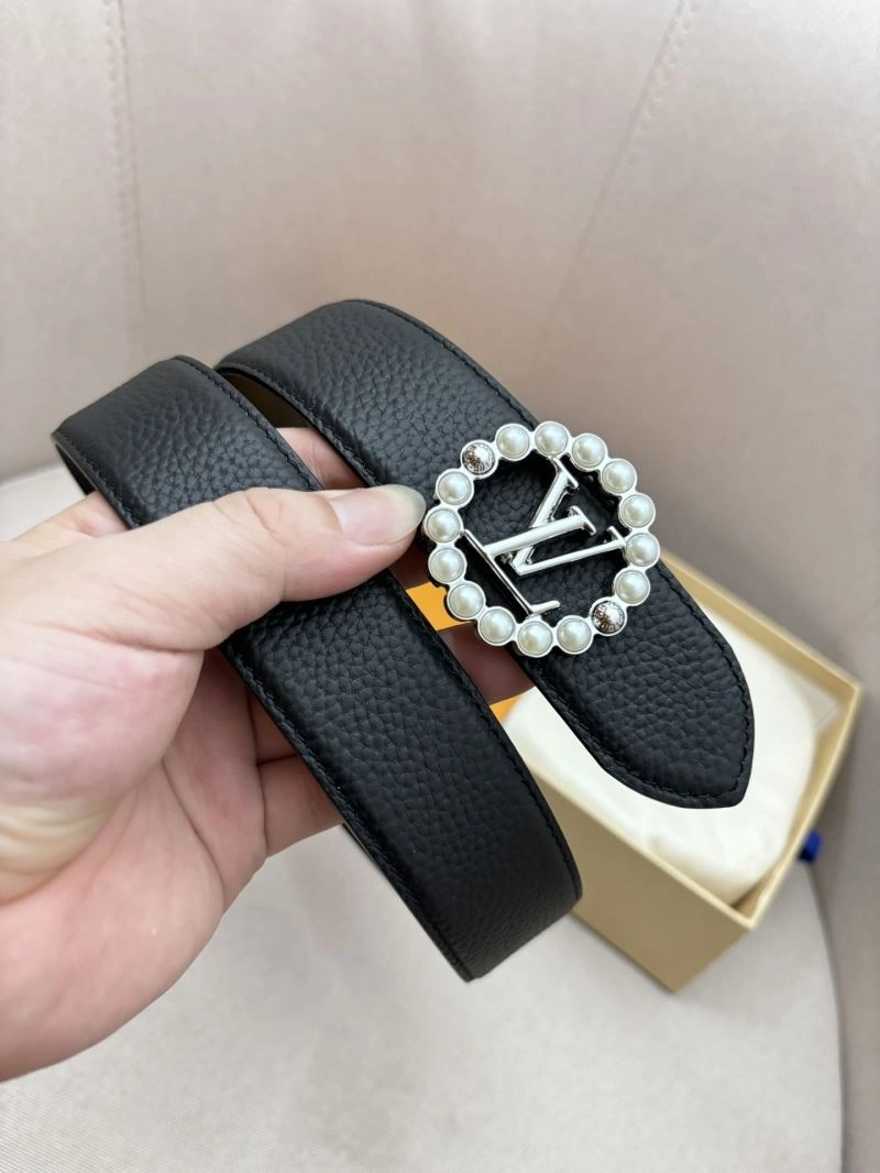 Low-cost Louis Vuitton Belts