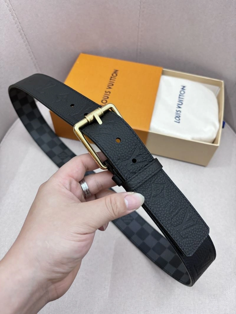 Accurate model Louis Vuitton Belts