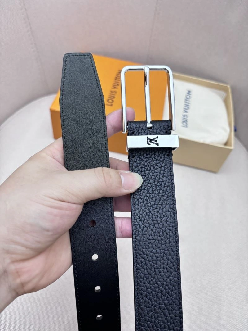 Accurate model Louis Vuitton Belts