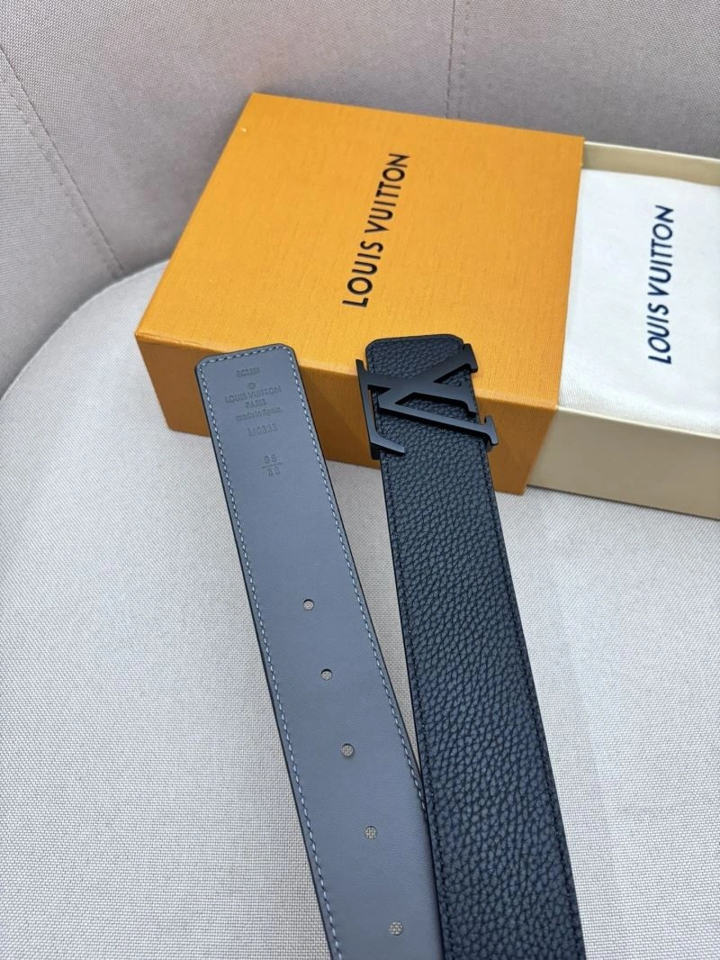 Low-cost Louis Vuitton Belts