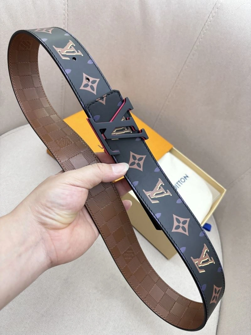 Top mirror Louis Vuitton Belts