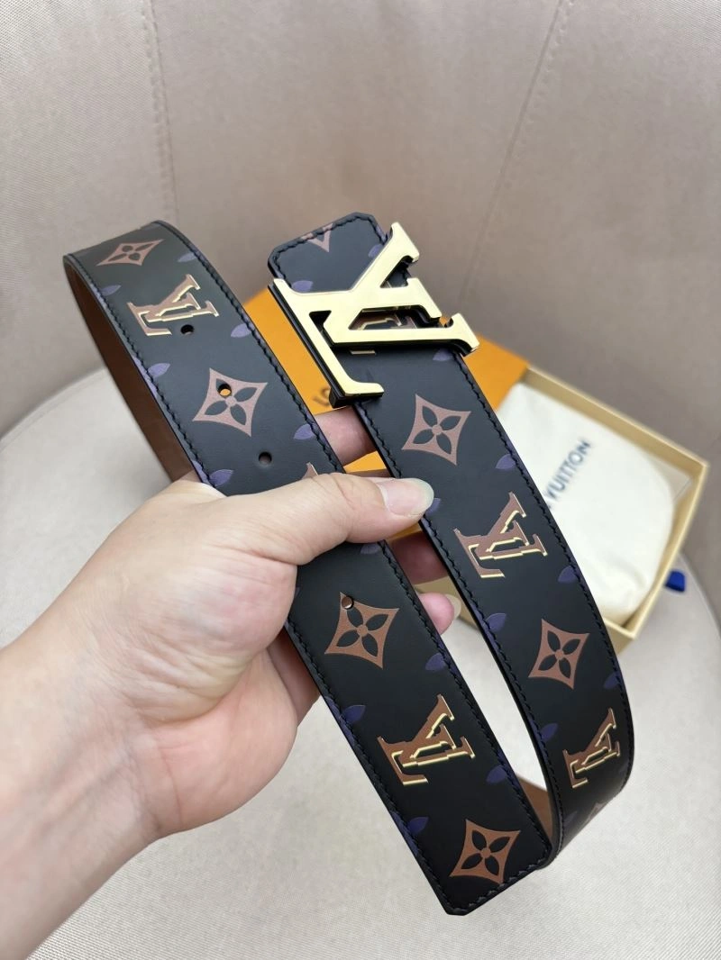 Accurate model Louis Vuitton Belts