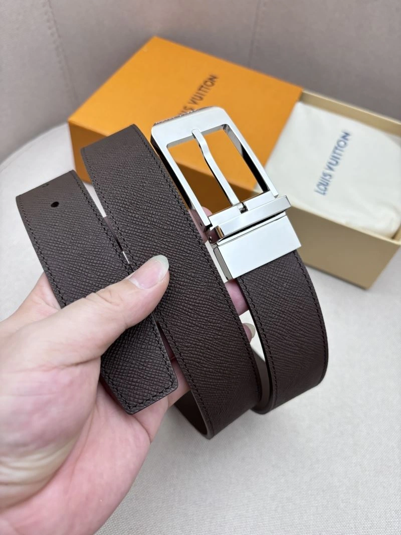 Accurate model Louis Vuitton Belts