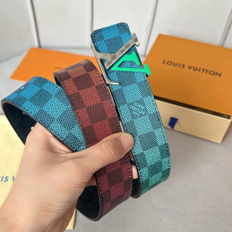 Top mirror Louis Vuitton Belts