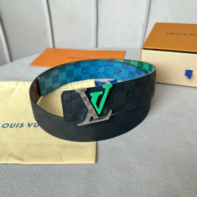 Top mirror Louis Vuitton Belts