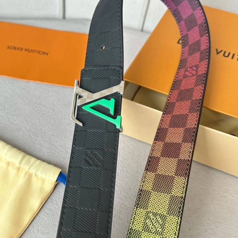 Top mirror Louis Vuitton Belts