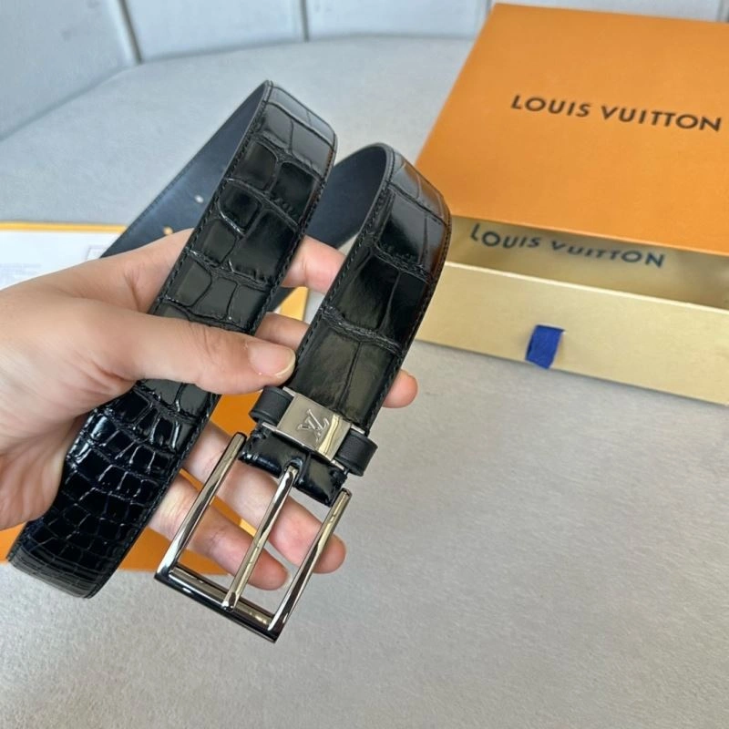 Low-cost Louis Vuitton Belts
