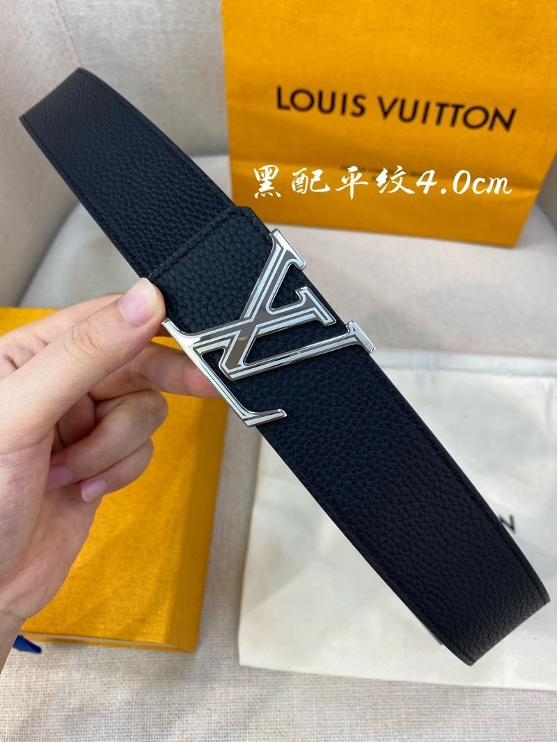 Top mirror Louis Vuitton Belts
