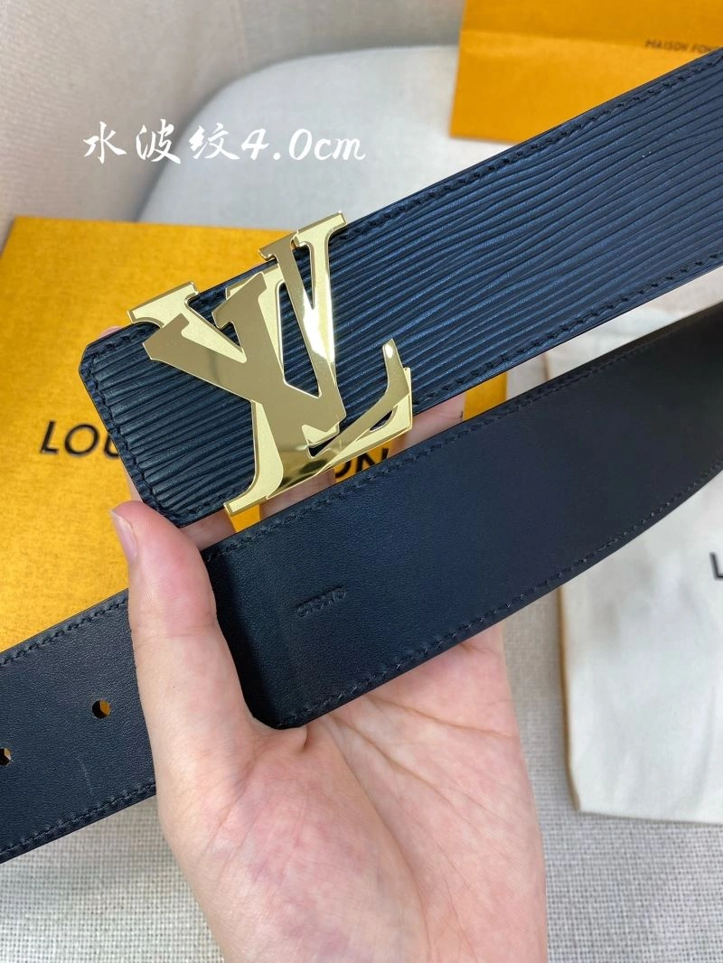 Top mirror Louis Vuitton Belts