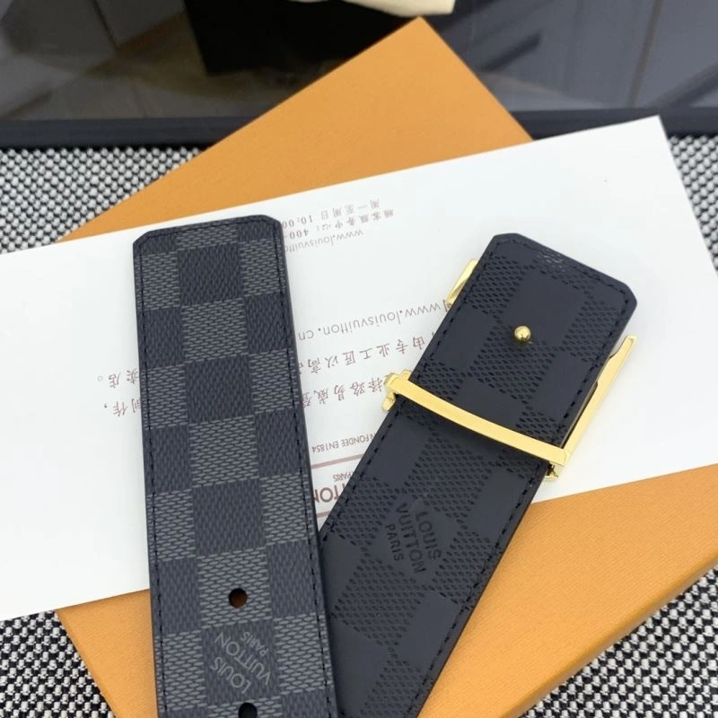 Top mirror Louis Vuitton Belts