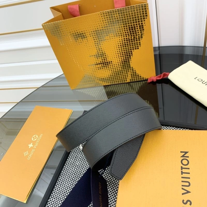 Low-cost Louis Vuitton Belts