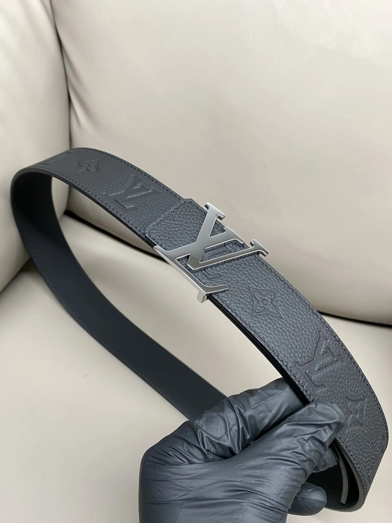 Low-cost Louis Vuitton Belts