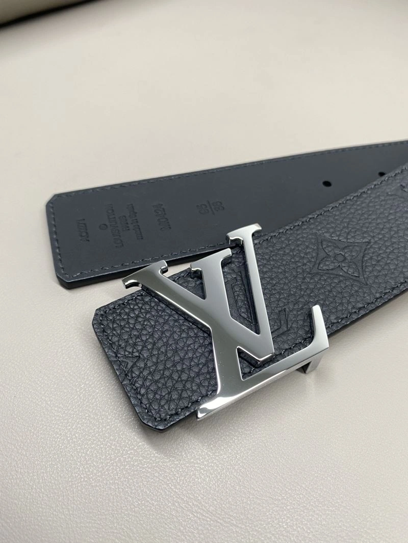 Low-cost Louis Vuitton Belts