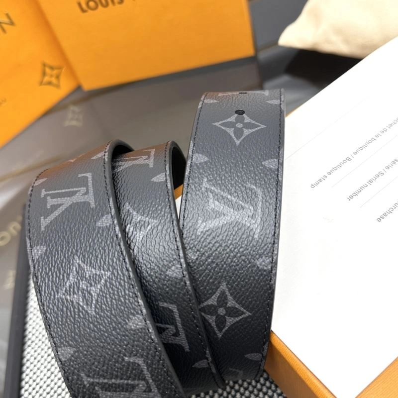 Top mirror Louis Vuitton Belts