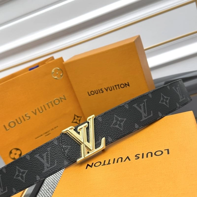 Top mirror Louis Vuitton Belts