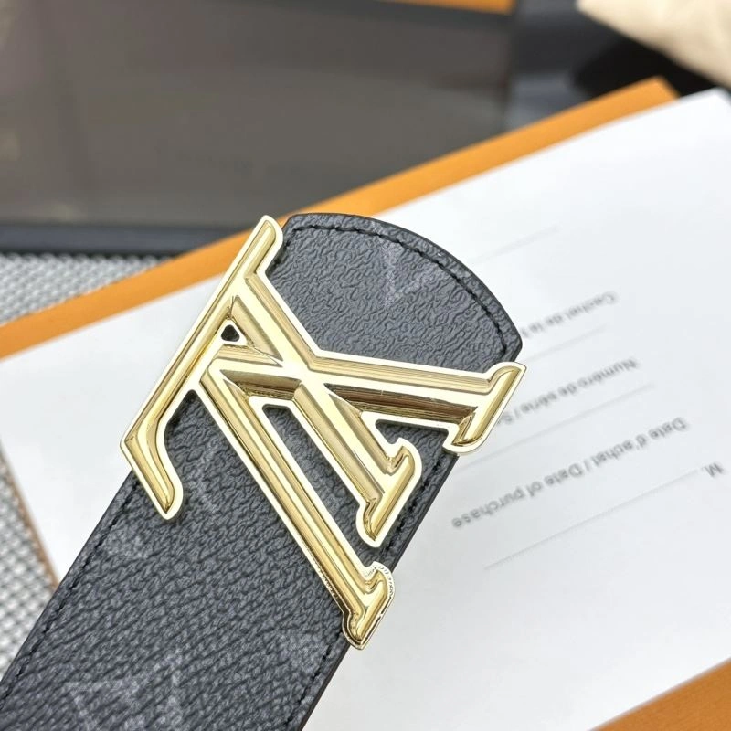 Top mirror Louis Vuitton Belts