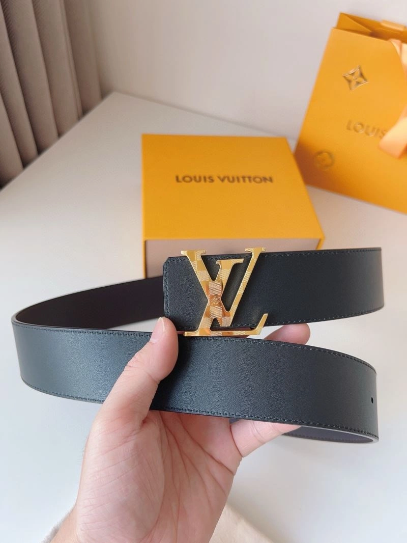 Low-cost Louis Vuitton Belts