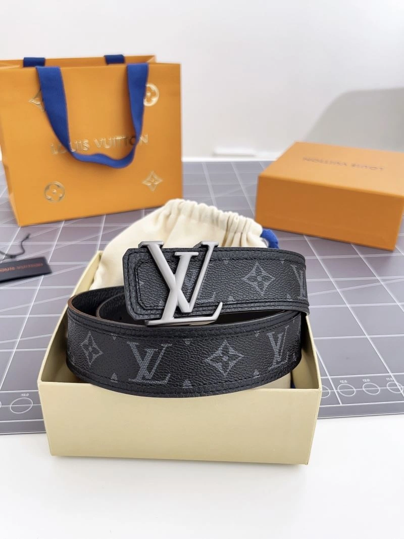 Top mirror Louis Vuitton Belts