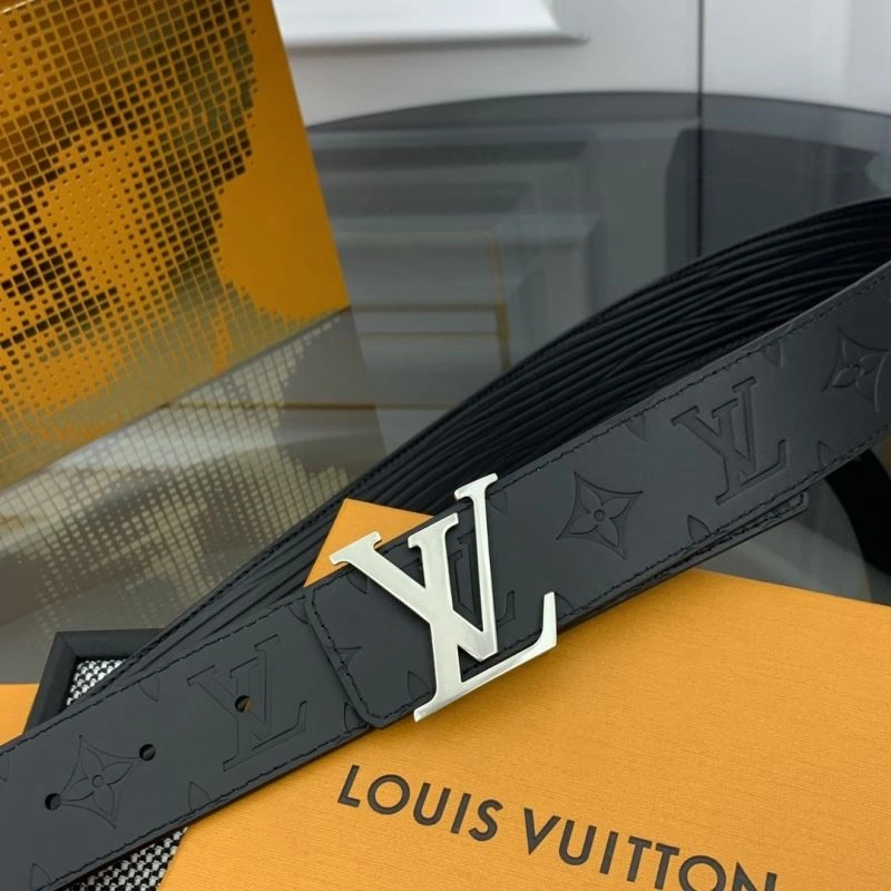 Low-cost Louis Vuitton Belts