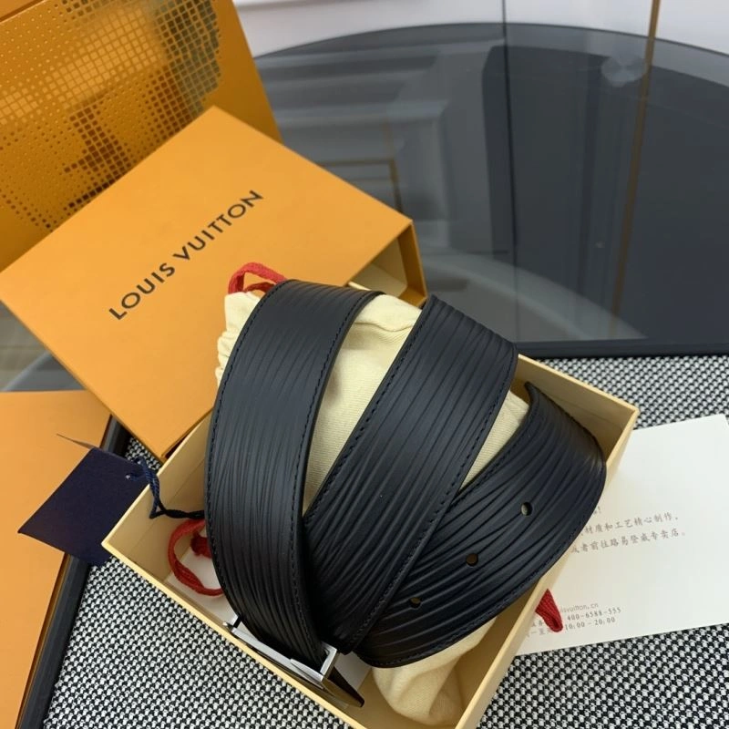 Low-cost Louis Vuitton Belts