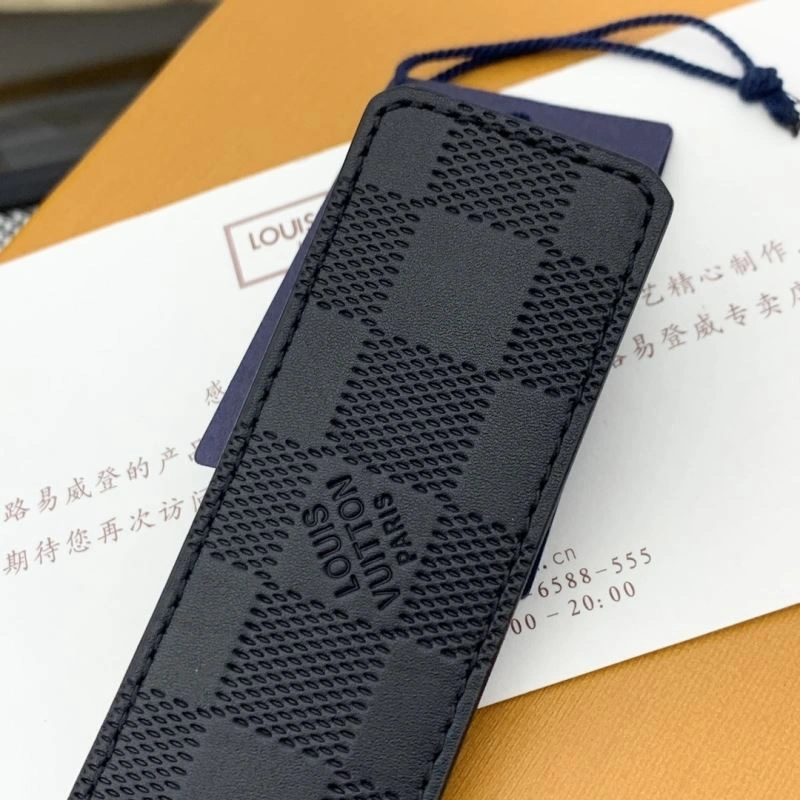 Inexpensive Louis Vuitton Belts