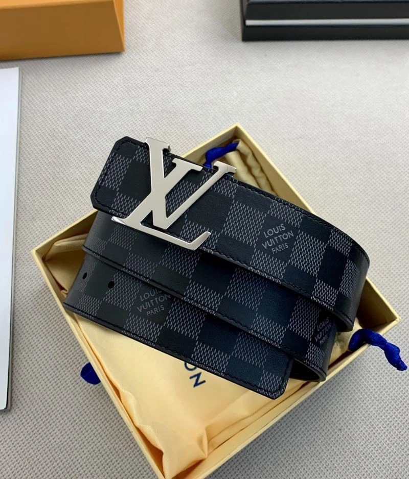 Top mirror Louis Vuitton Belts