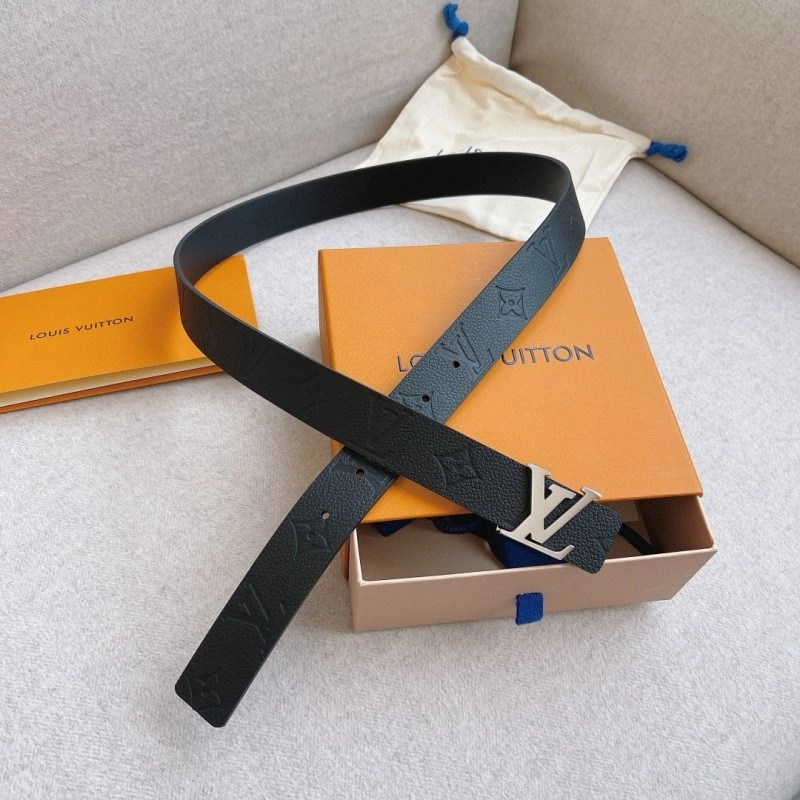 Accurate model Louis Vuitton Belts