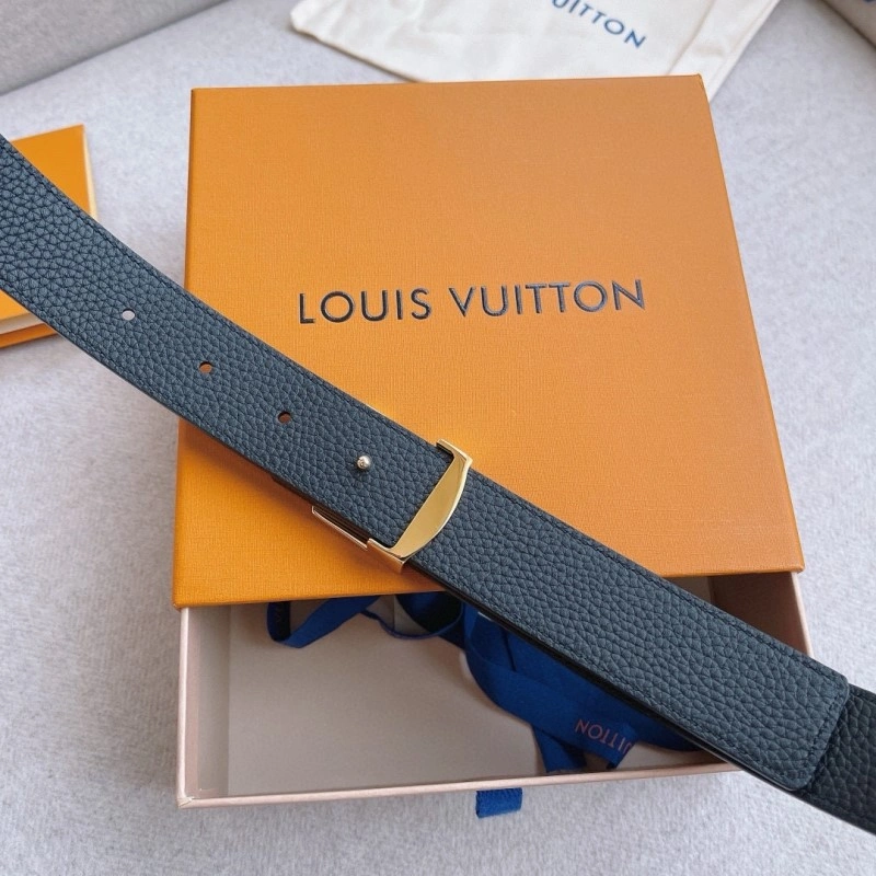Accurate model Louis Vuitton Belts
