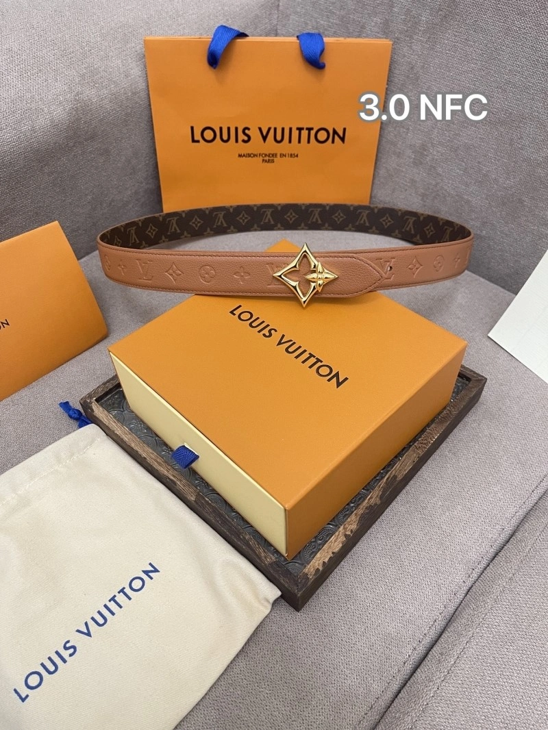 Top mirror Louis Vuitton Belts