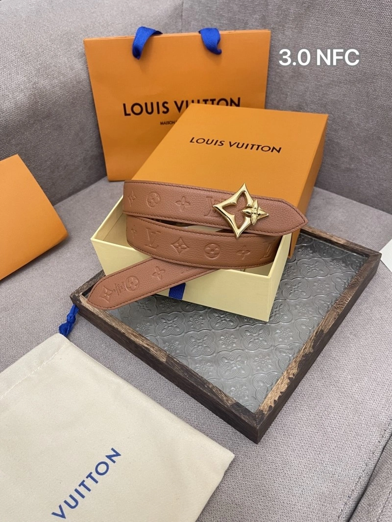 Top mirror Louis Vuitton Belts