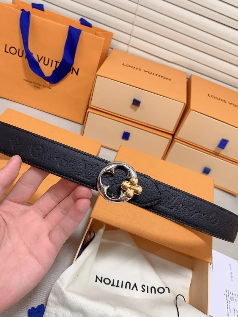 Low-cost Louis Vuitton Belts