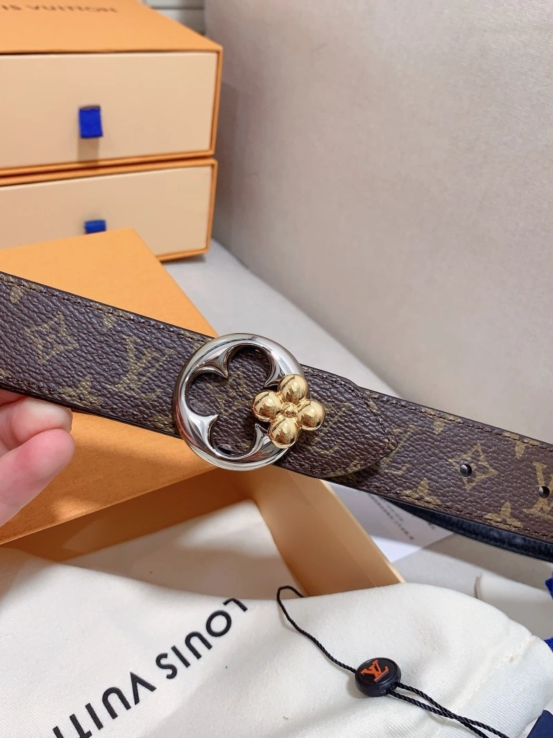 Low-cost Louis Vuitton Belts