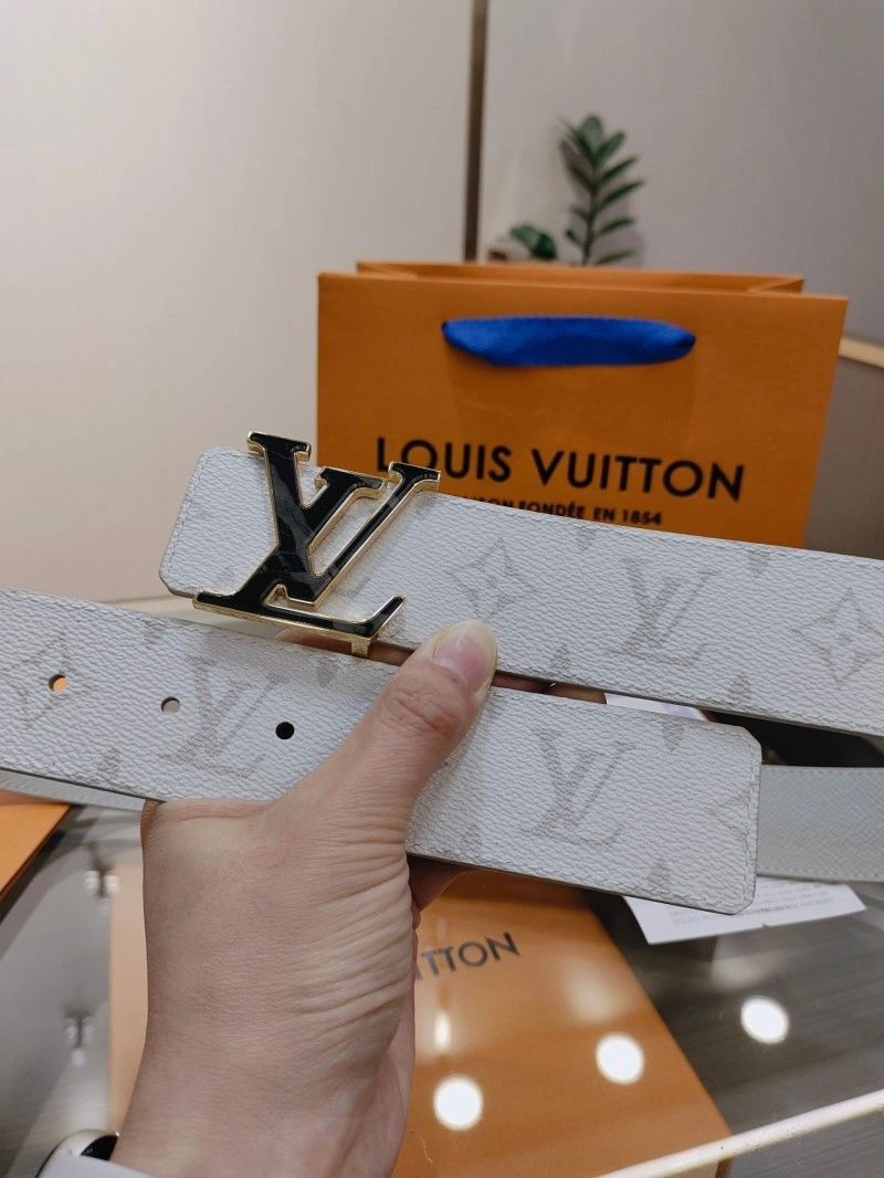Bargain Louis Vuitton Belts