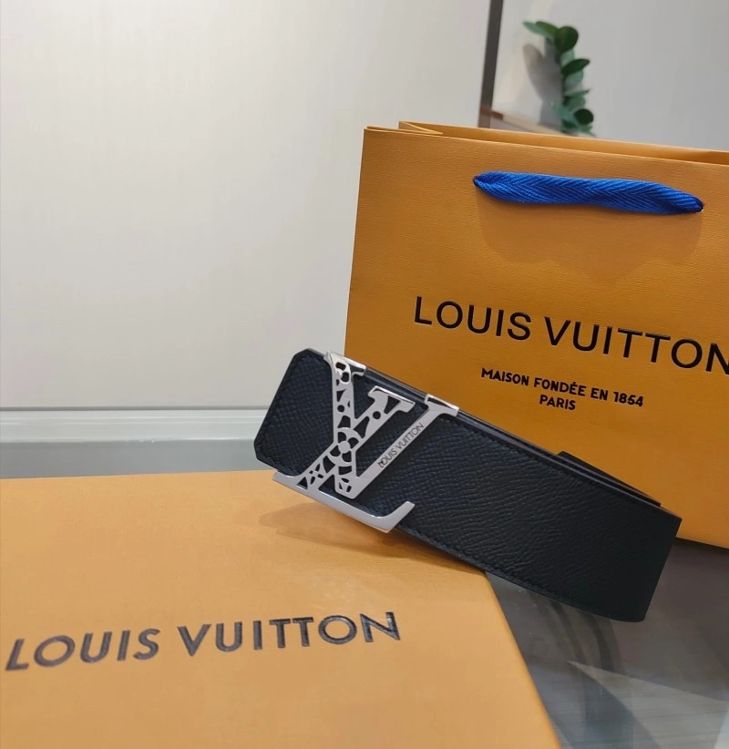 Bargain Louis Vuitton Belts