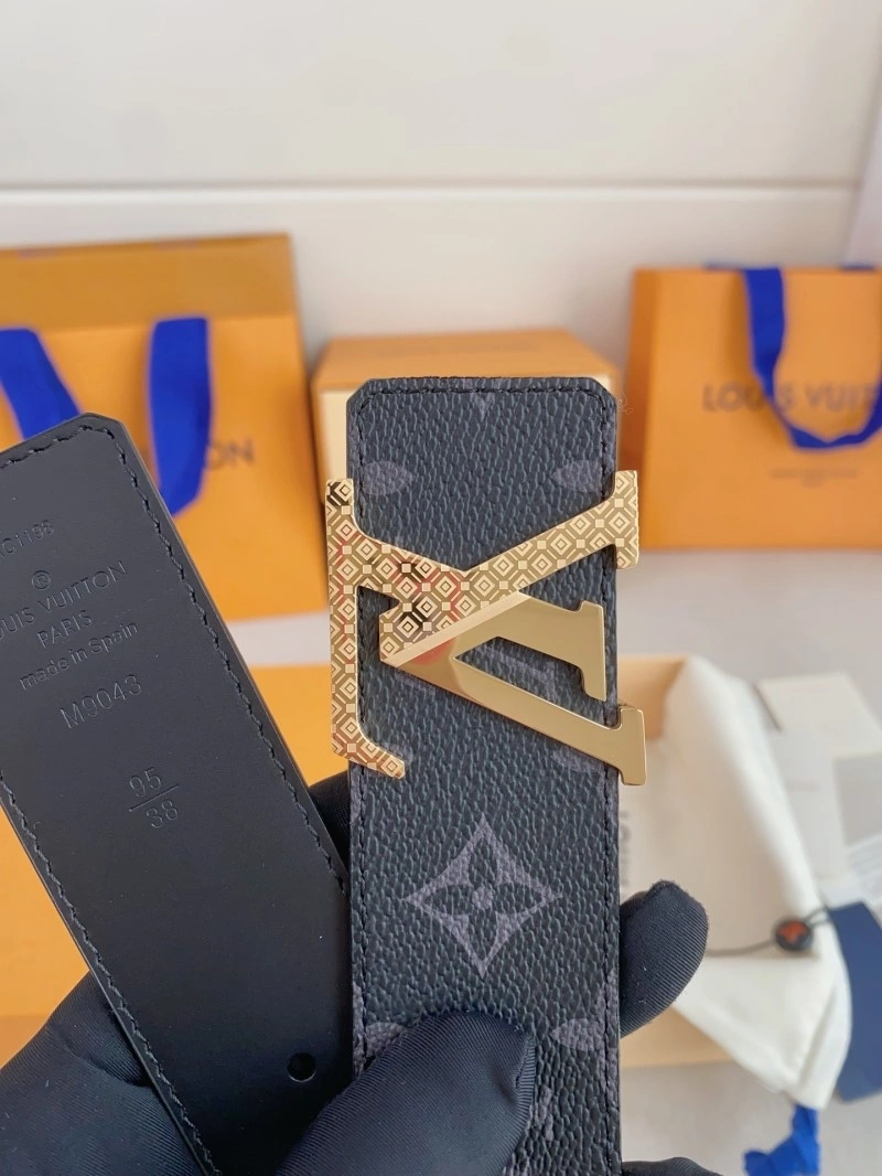 Legit Louis Vuitton Belts