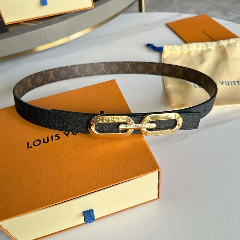 Low-cost Louis Vuitton Belts