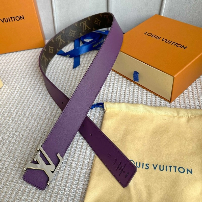 Top mirror Louis Vuitton Belts