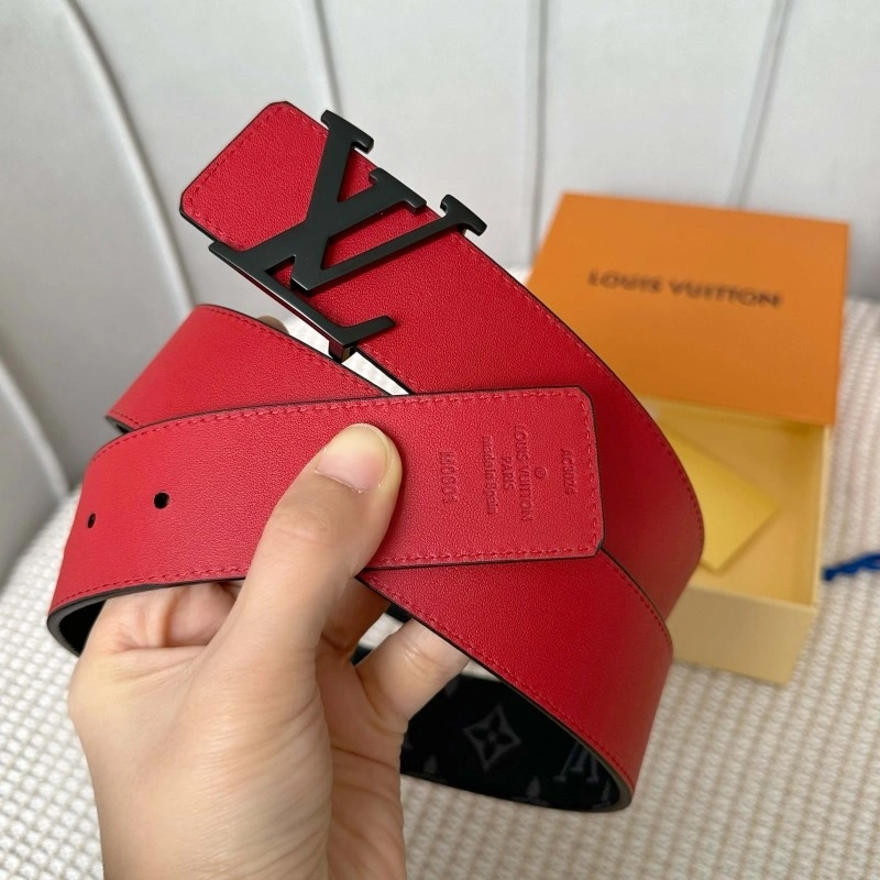 Top mirror Louis Vuitton Belts