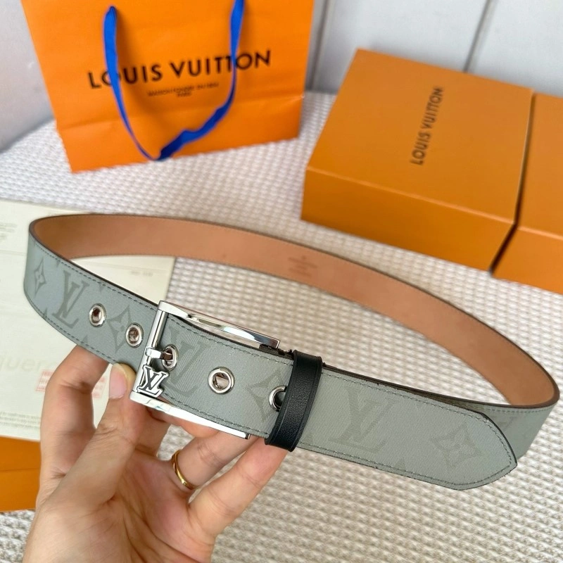 Accurate model Louis Vuitton Belts