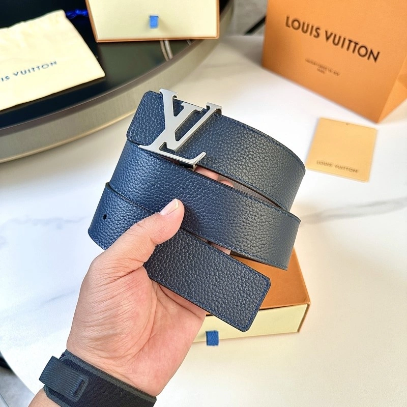 Top mirror Louis Vuitton Belts