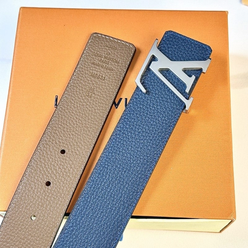 Top mirror Louis Vuitton Belts