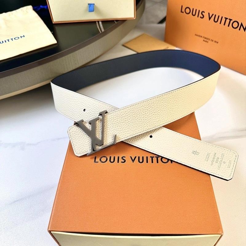 Top mirror Louis Vuitton Belts