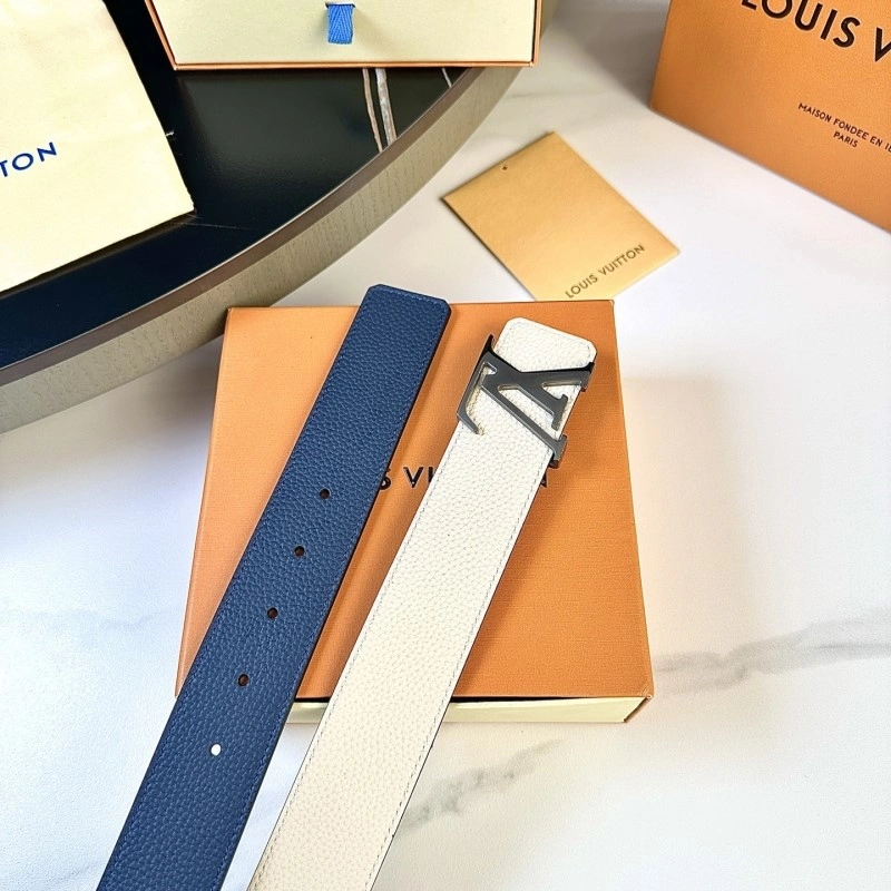 Top mirror Louis Vuitton Belts