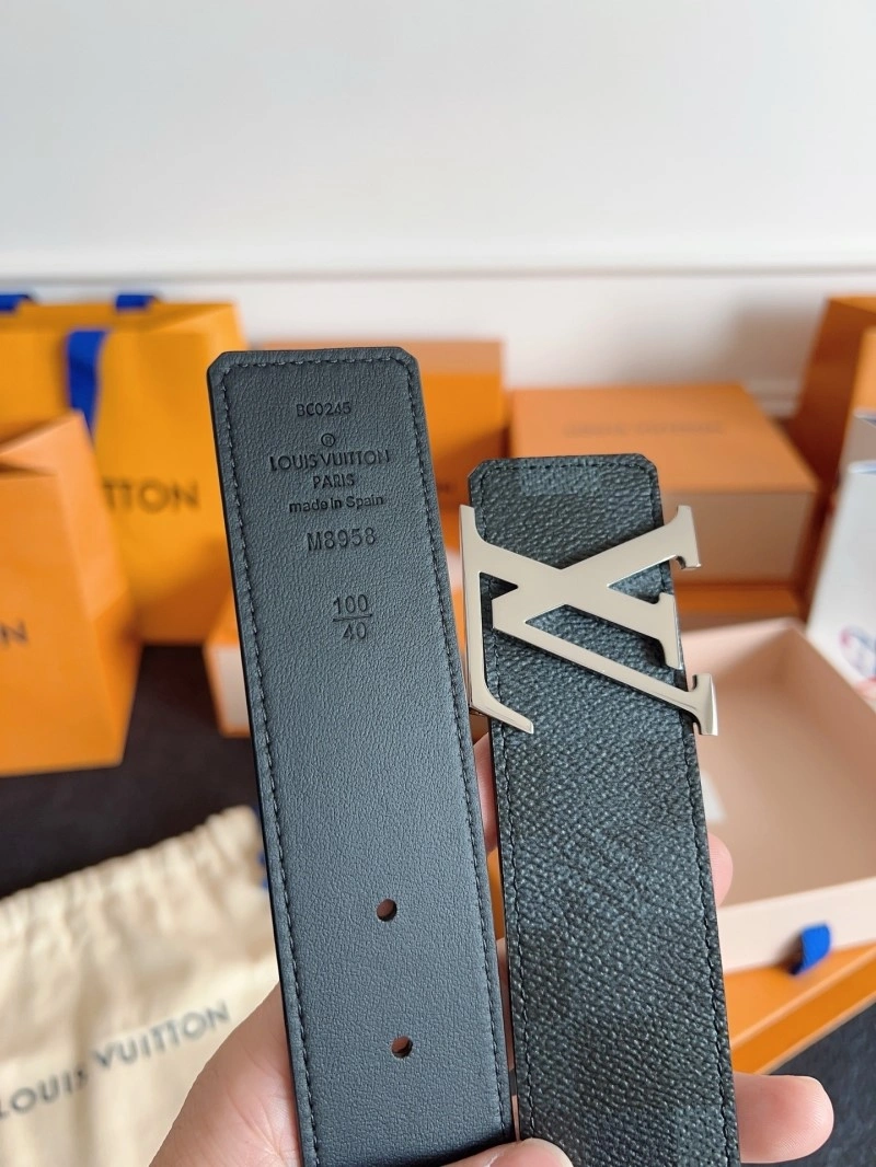 1:1 copy Louis Vuitton Belts